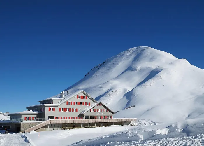 Hotel Baerghuis Jochpass - Alpine Hideaway - 2222Muem Engelberg ...